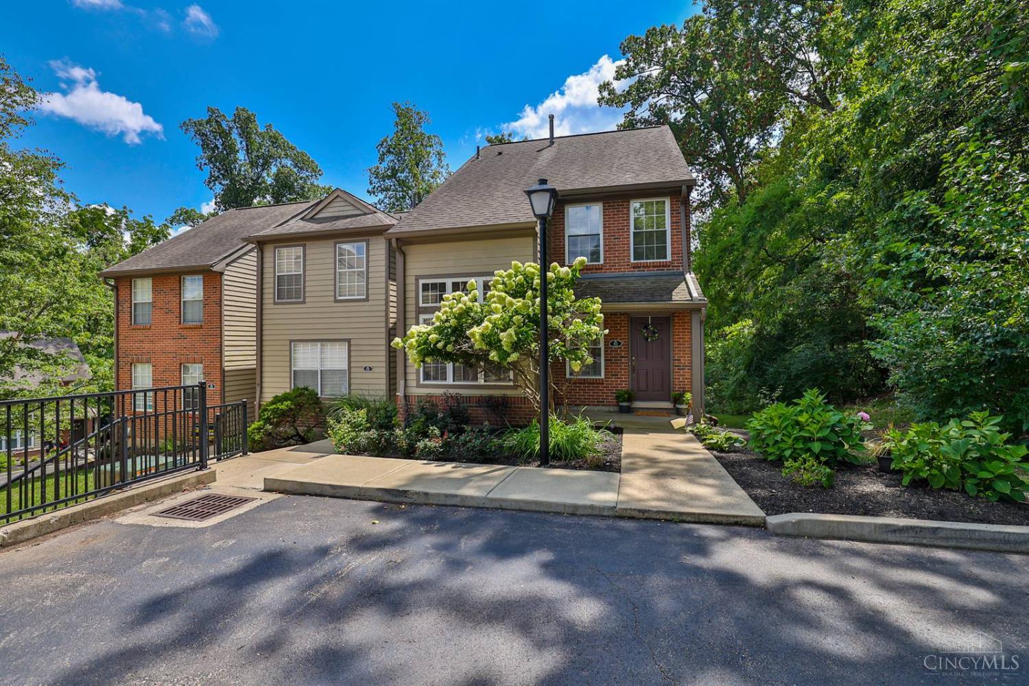 Residential for sale in Montgomery, Ohio, 1851017