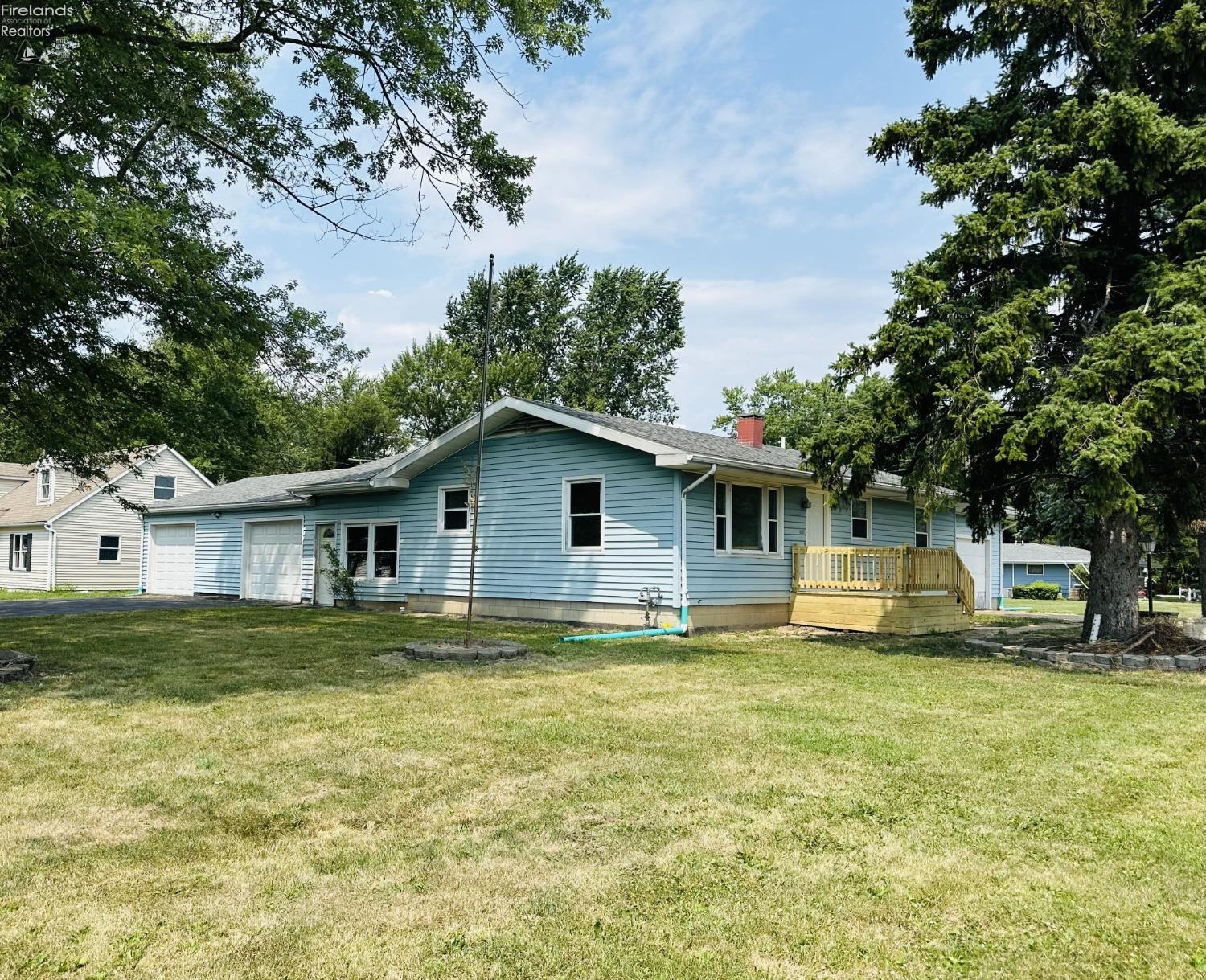 Fremont Real Estate: 2744 Port Clinton Road OH 43420 $174,900