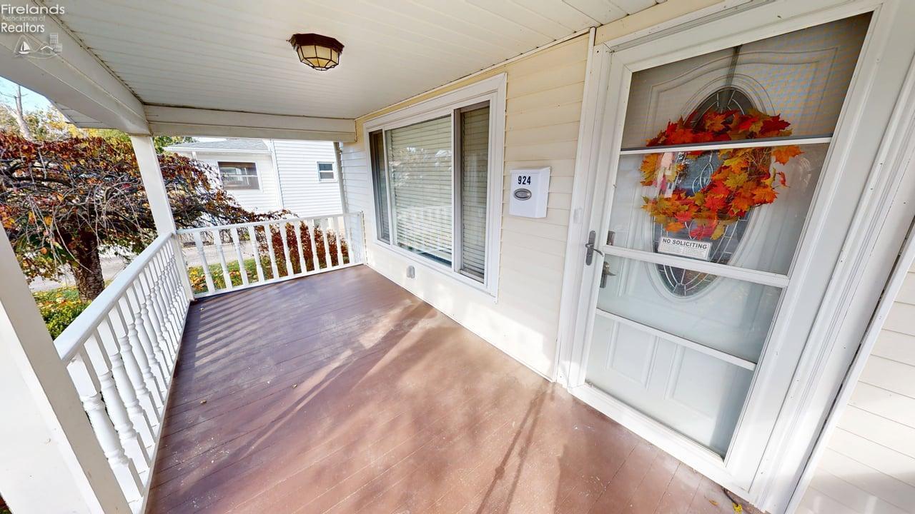 924 Birdseye Boulevard, Fremont, OH 43420 | MLS #20254343 | IDX Real ...