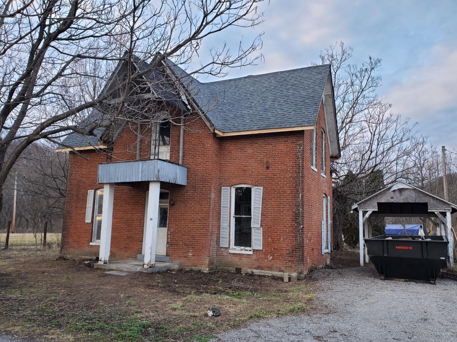 12131 Markland Town Road, Florence, IN 47020 - SOLD LISTING | MLS # 202005